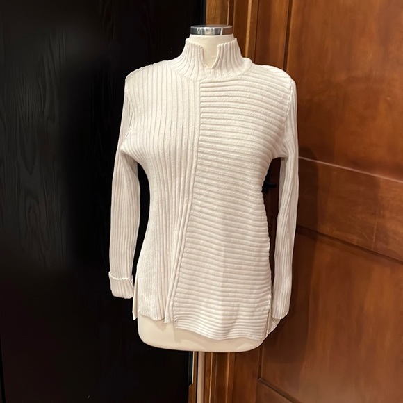 CAbi | Sweaters | Cabi 3363 Dring Pullover In Ivory Ribbed Sweater Size ...
